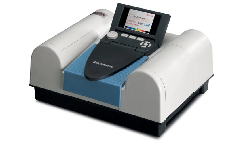 SPECTRONIC 200 Spectrophotometer - Analysis